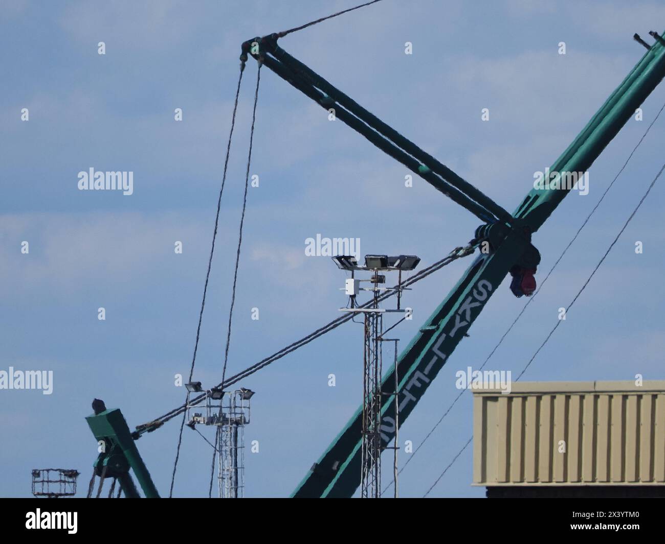 Grue de 250 tonnes Banque de photographies et d’images à haute ...