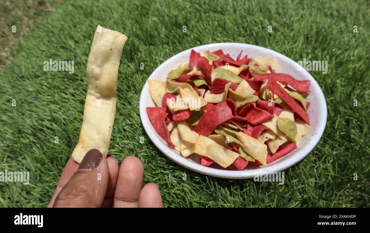 Chips de papad croustillantes indiennes Banque de photographies et d ...