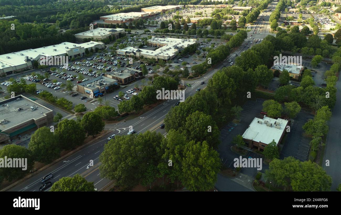 Vue aérienne d'un quartier haut de gamme dans la banlieue d'Atlanta ...