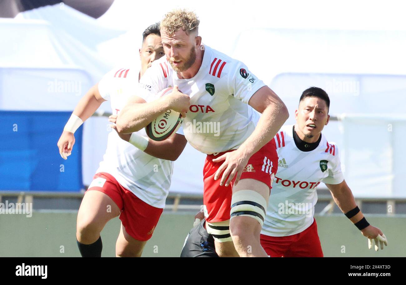 Tokyo, Japon. 5 mai 2024. Toyota Verblitz lock Josh Dickson porte le ...