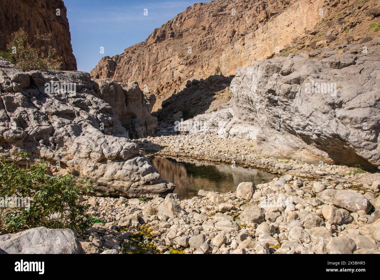 Wadi shab falaj oman Banque de photographies et d’images à haute ...