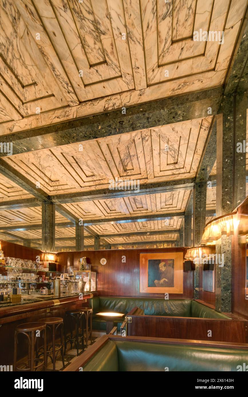 American bar adolf loos Banque de photographies et d’images à haute ...