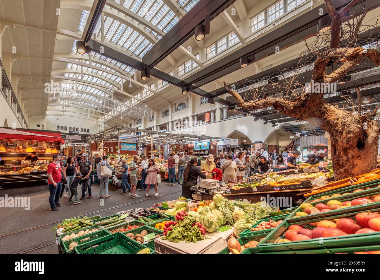 Markthalle market hall stuttgart baden Banque de photographies et d ...