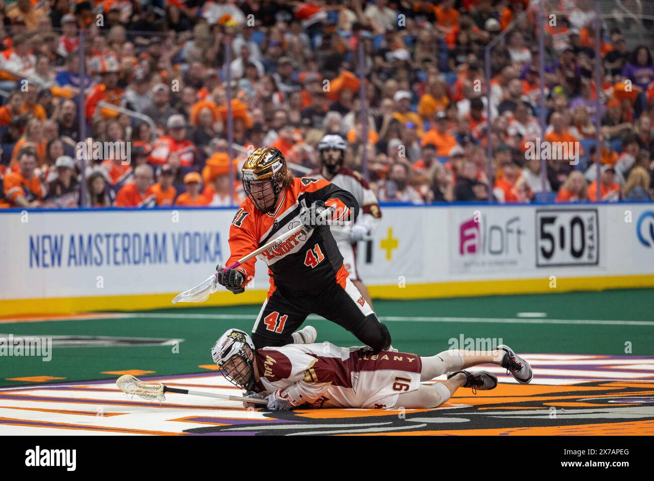 18 mai 2024 : L'attaquant d'Albany Firewolves Joe Nardella (91) et l ...