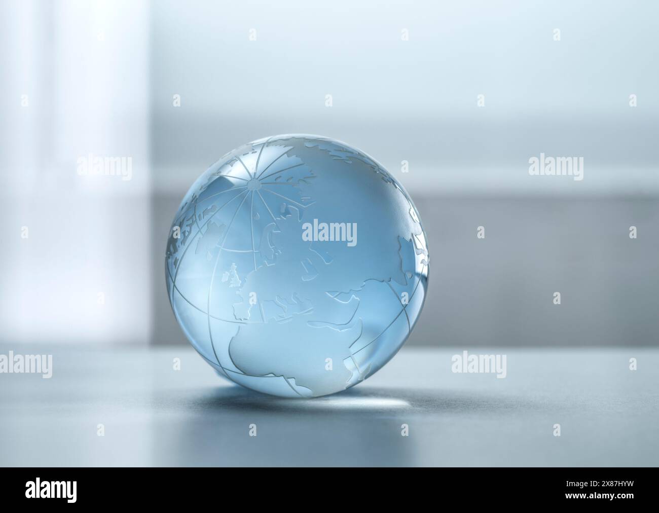Sphère de verre Banque de photographies et d’images à haute résolution - Page 2 - Alamy
