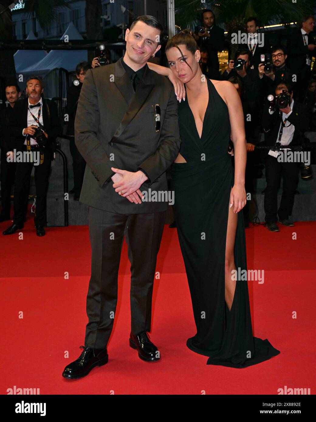 Cannes, France. 23 mai 2024. Cannes, 77ème Festival de Cannes 2024, film tapis rouge 'L'amour ...