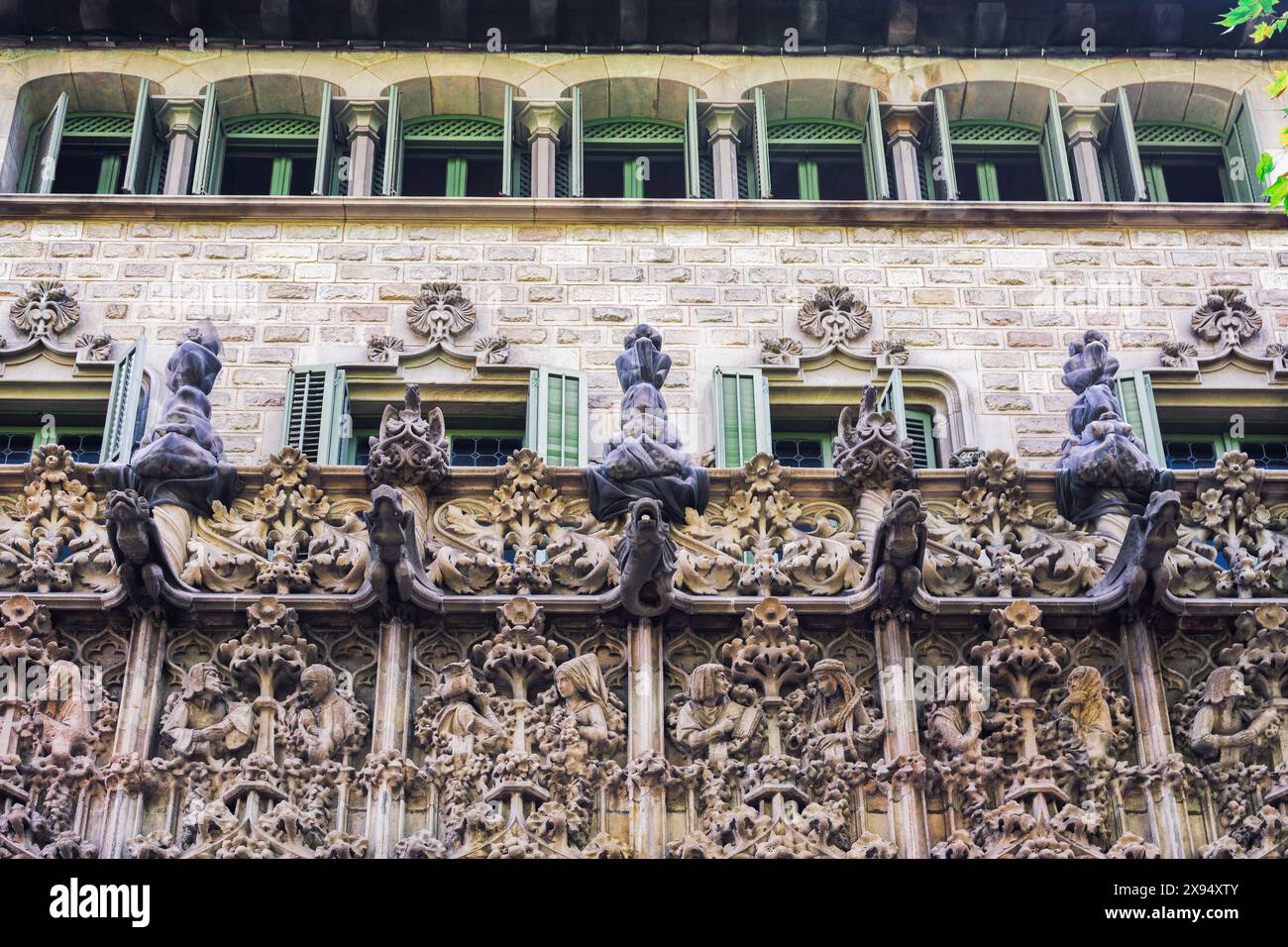 Architecte palau del baro de quadras Banque de photographies et d ...
