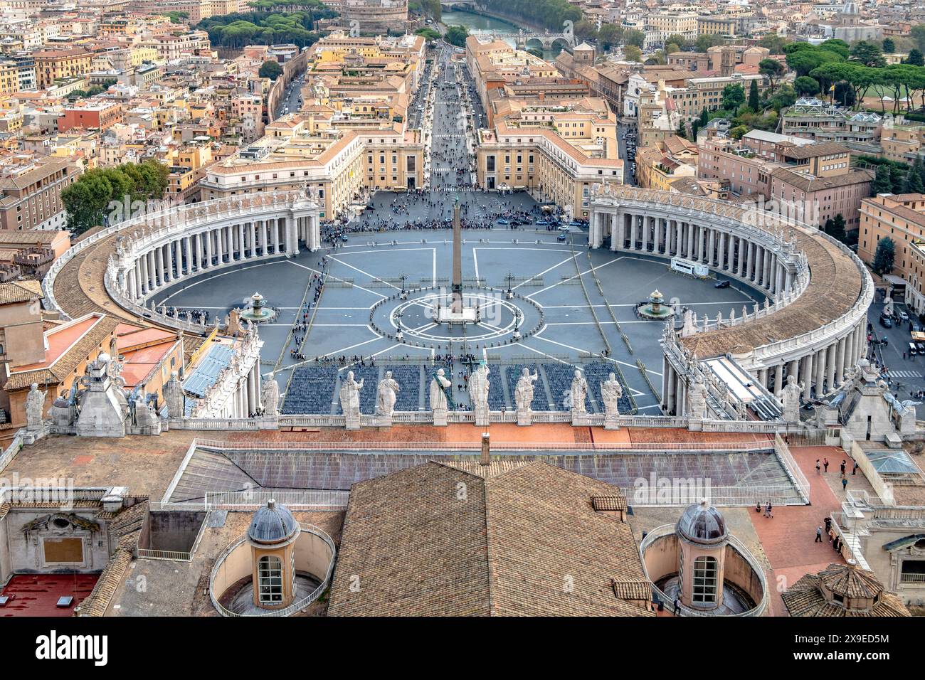Place Pierre, Piazza San Pietro une des plus grandes et des plus belles ...