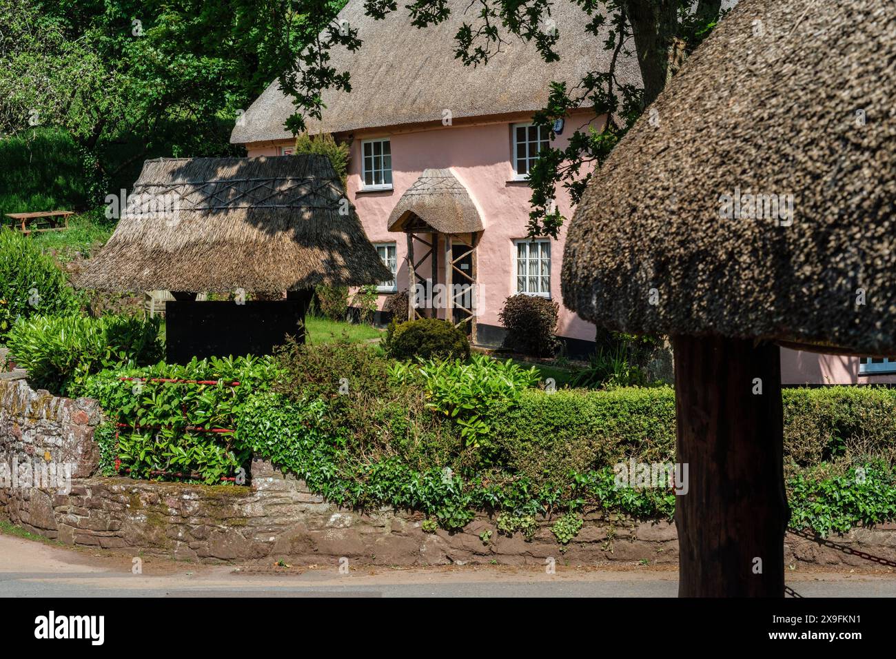 Cockington village Banque de photographies et d’images à haute ...
