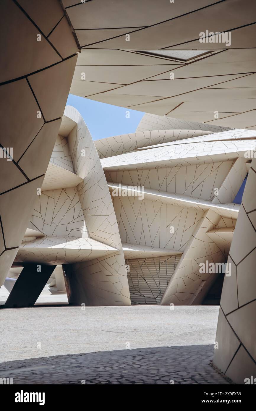 Le Musée national du Qatar à Doha, ouvert au public en 2019. Le ...