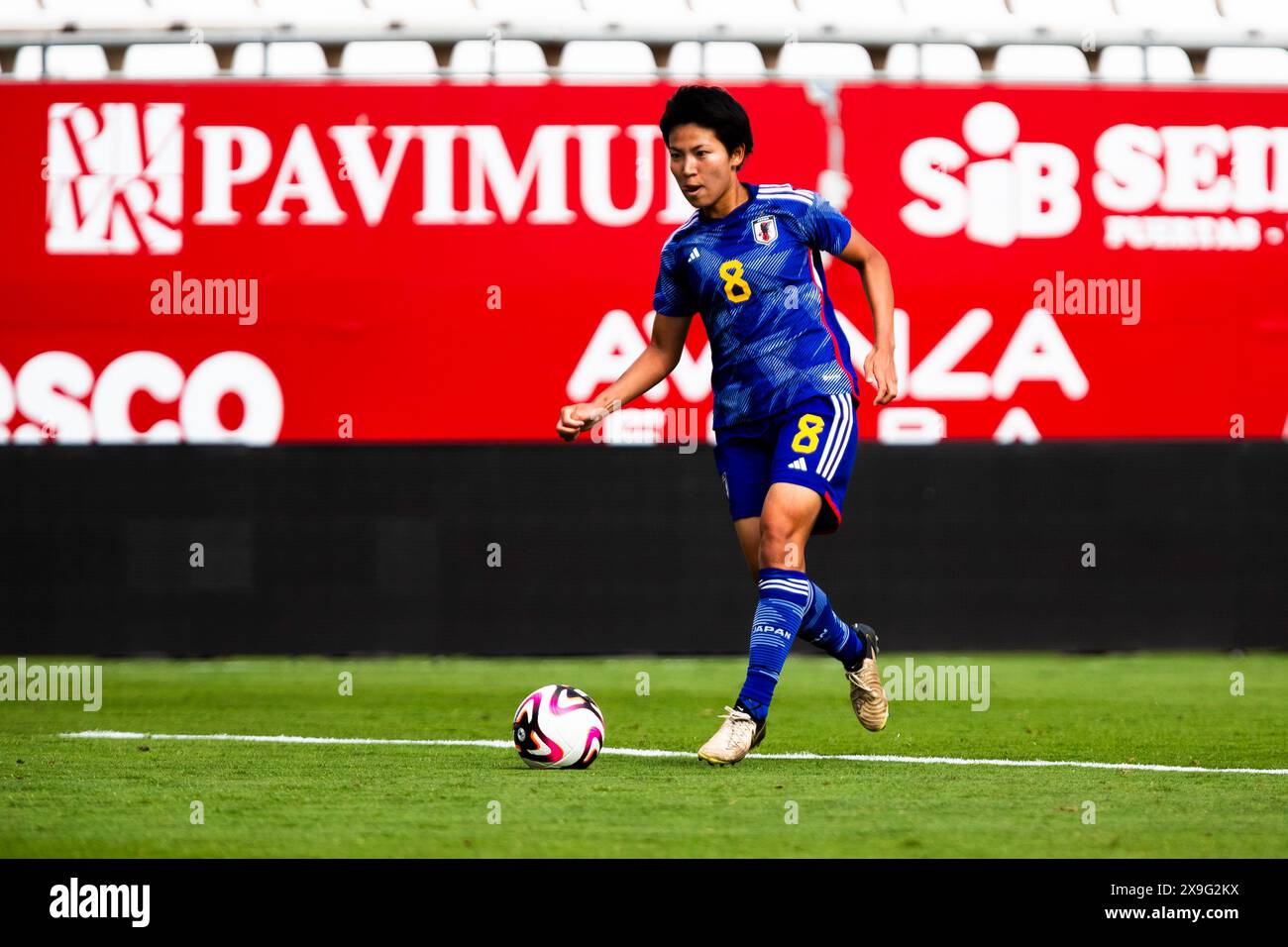 Milieu de terrain SEIKE Kiko de l'équipe nationale du Japon pendant le ...