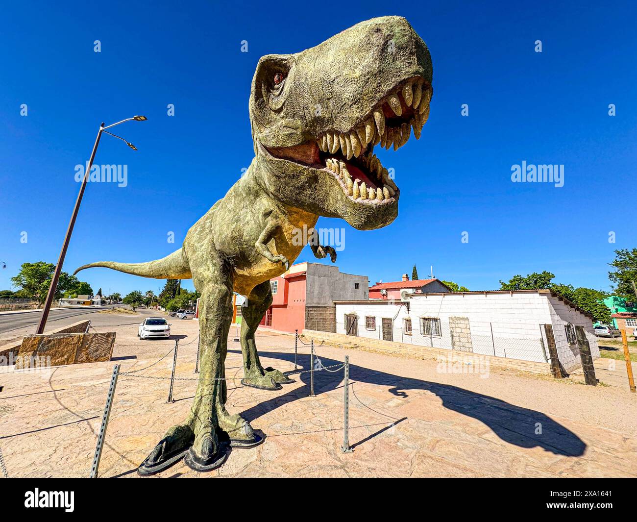 Tiranosaurio rex Dinosaurio, Une sculpture de dinosaure Tyrannosaurus ...