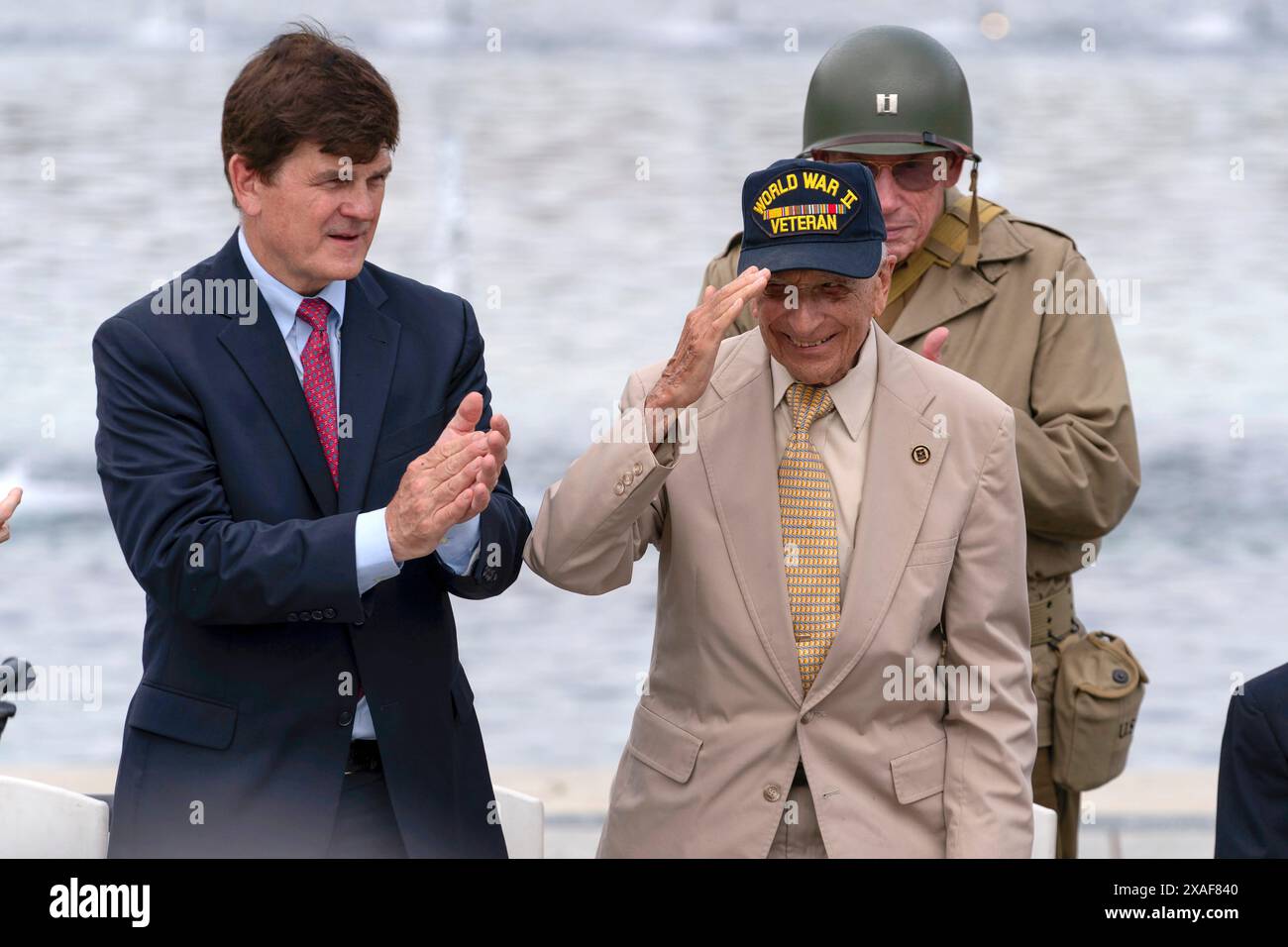 Elliott "Toby" Roosevelt III, left, the great-grandson of Franklin and ...