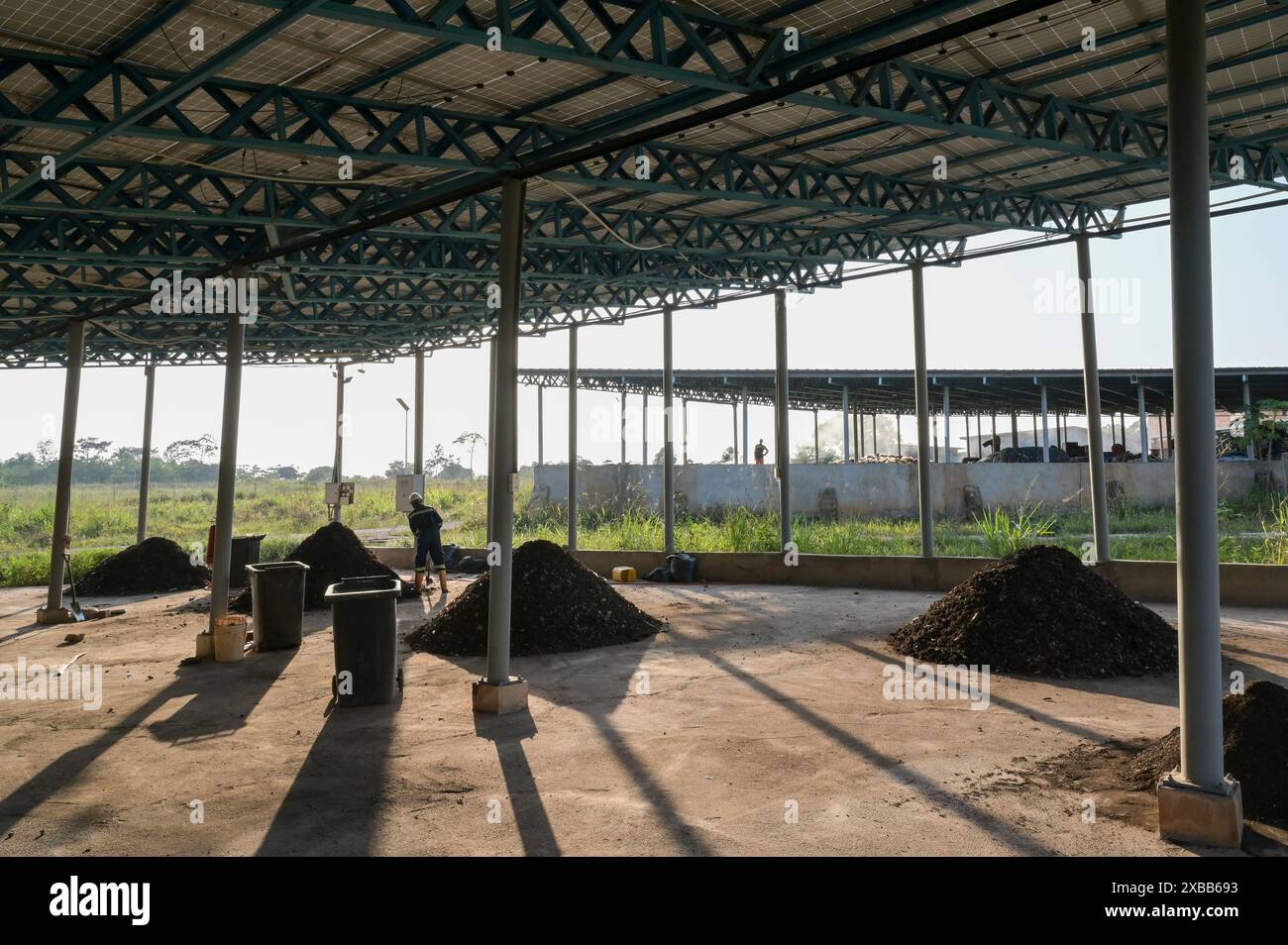 GHANA, région Ashanti, Kumasi, Gyankobaa W2E déchets à énergie biogaz ...