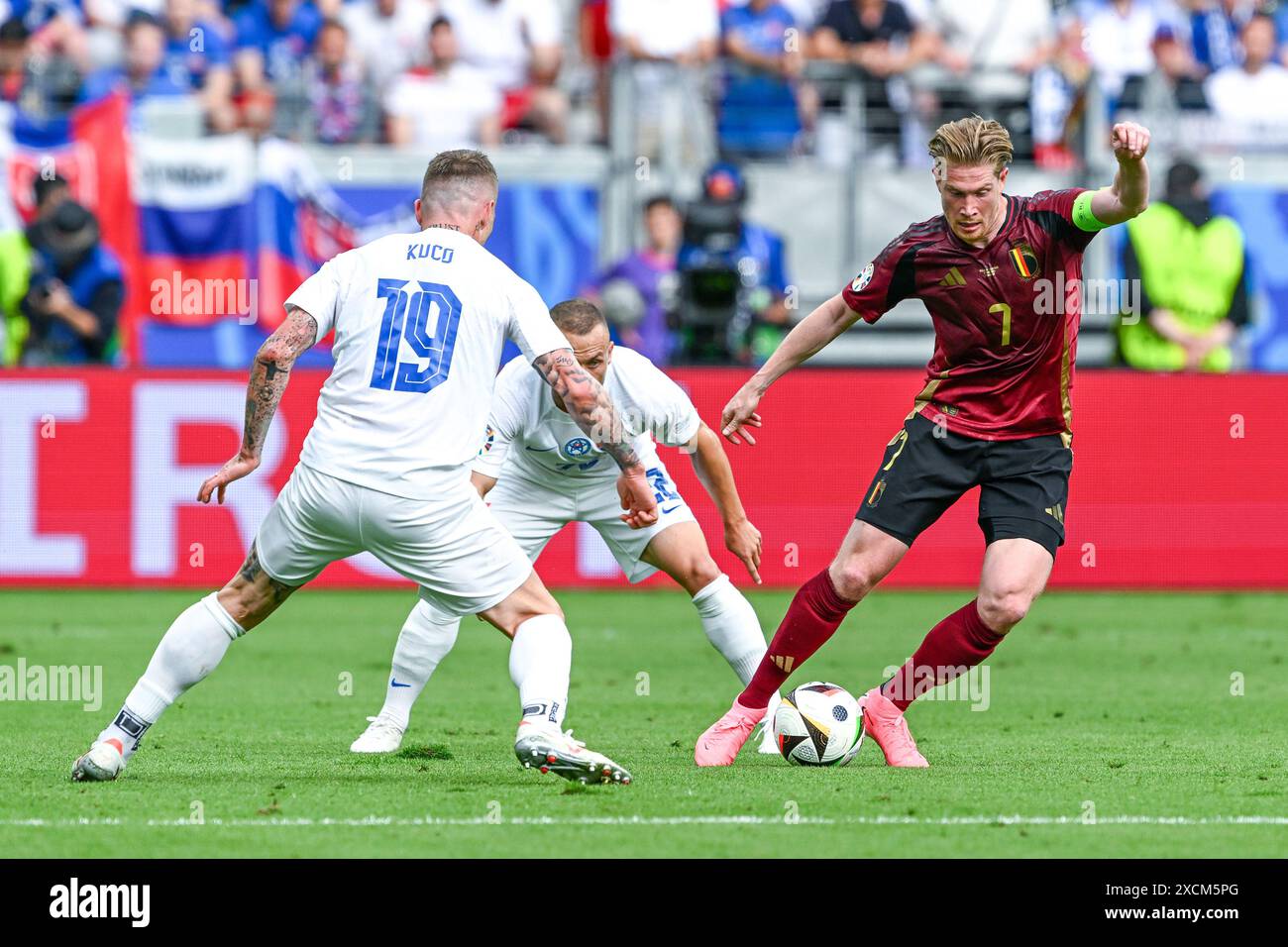 Kevin de bruyne red devils Banque de photographies et d’images à haute ...