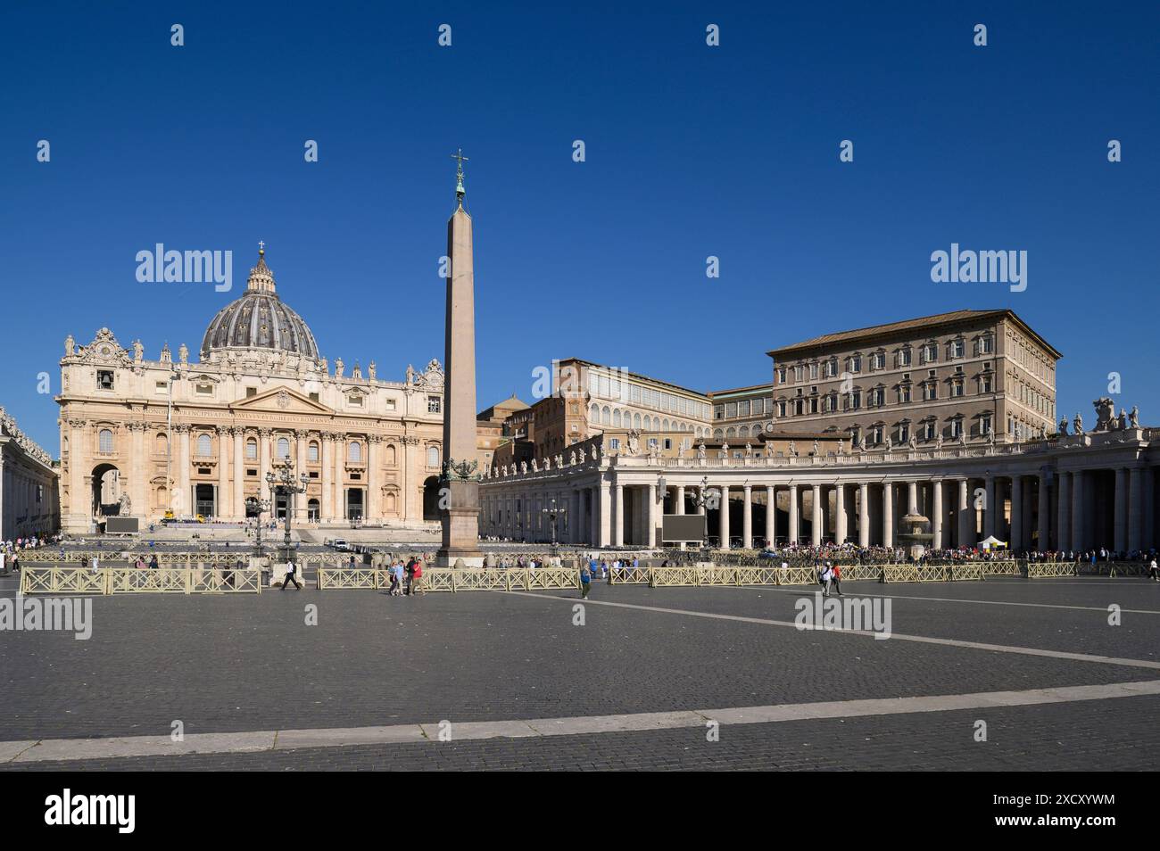 Colonnato di san pietro Banque de photographies et d’images à haute ...