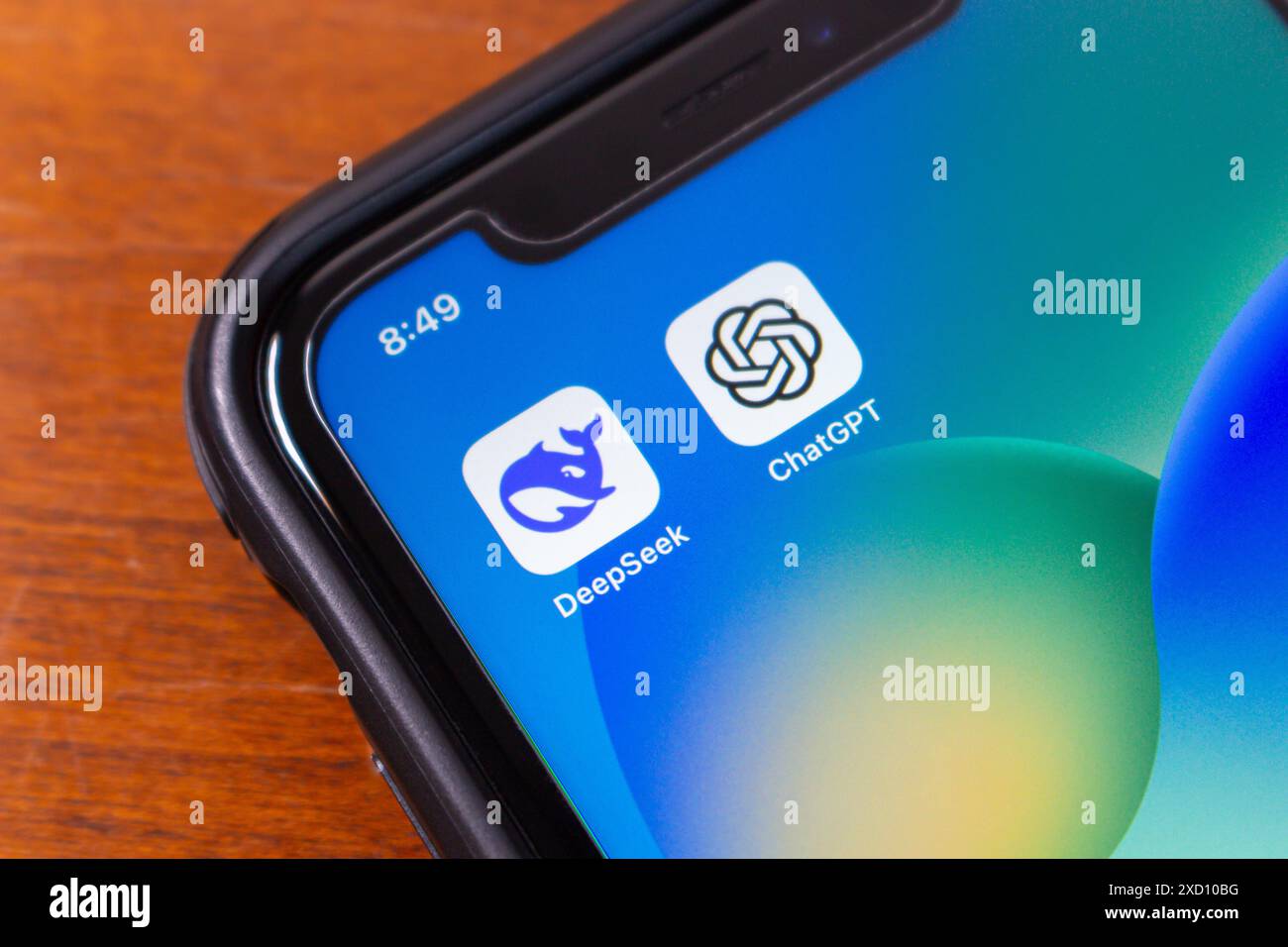 Icônes DeepSeek et ChatGPT vues dans un iPhone. DeepSeek est une start ... Icônes DeepSeek et ChatGPT vues dans un iPhone. DeepSeek est une start ...