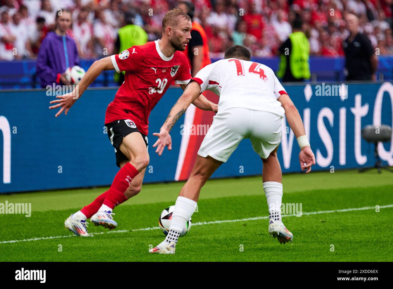 Konrad Laimer (Oesterreich Nationalmannschaft Euro 2024, #20), Jakub ...
