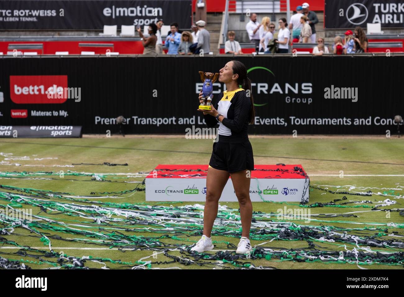 Jessica pegula trophy Banque de photographies et d’images à haute ...