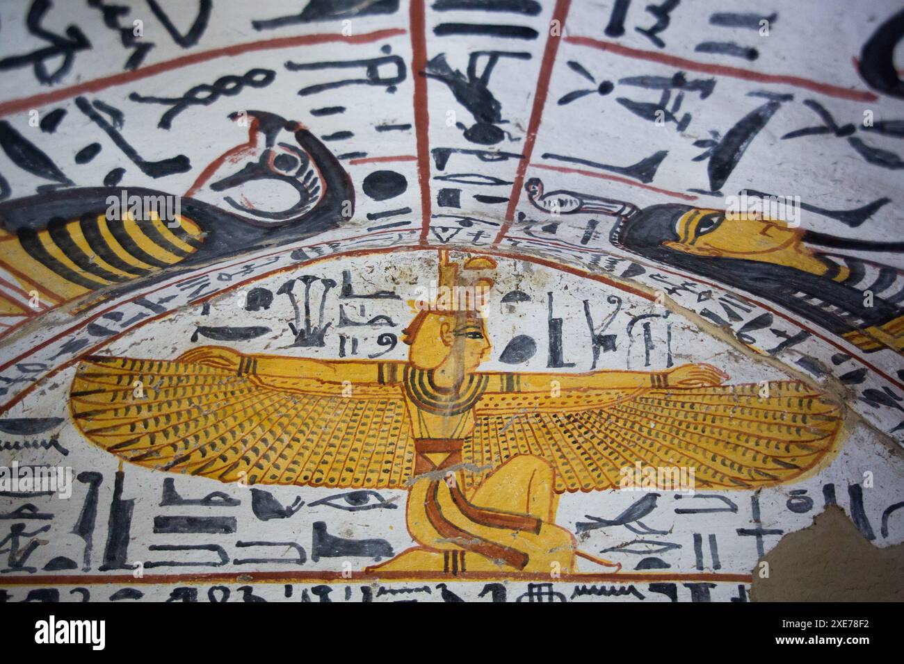 Peinture murale déesse isis Banque de photographies et d’images à haute ...