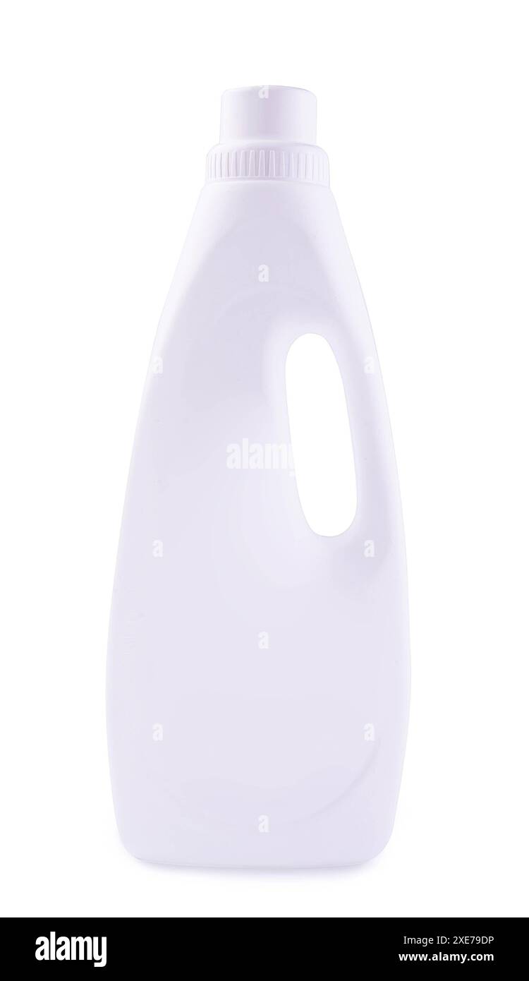 Shampoing et lessive sur fond blanc Banque d'images détourées - Alamy