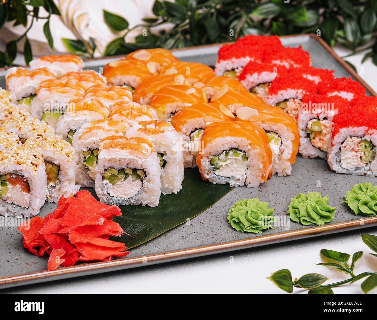 Sushi types Banque de photographies et d’images à haute résolution - Alamy