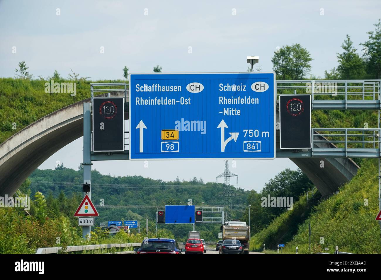 Schweiz, Schaffhausen, Rheinfelden, Autobahn, Verkehrsschild, Wegweiser ...