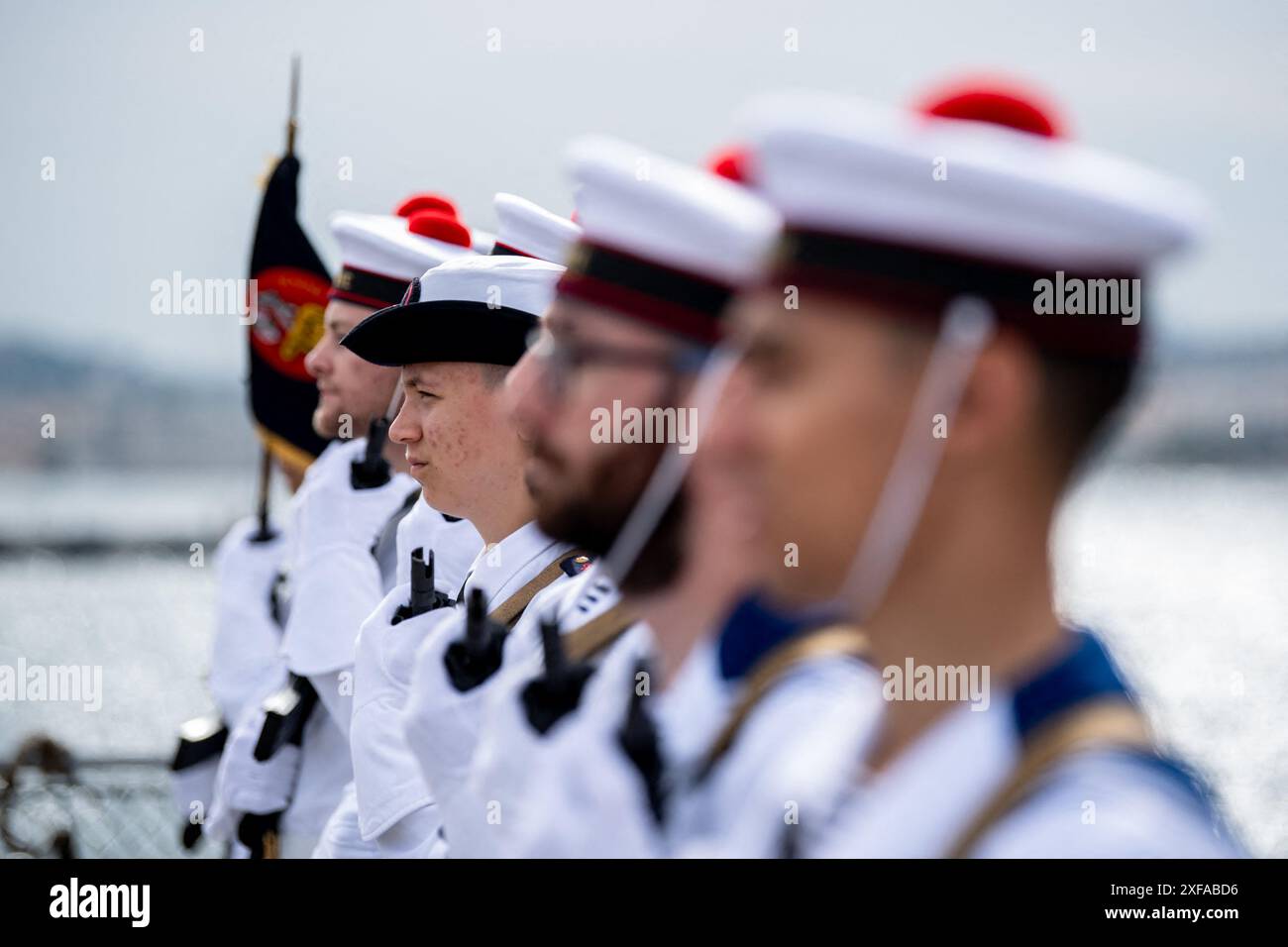 Toulon, France. 25 mai 2024. Des militaires de marine sont vus lors de ...
