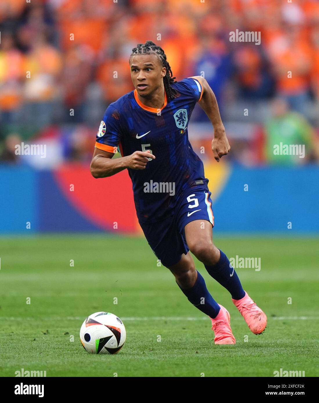 Le néerlandais Nathan Ake lors de l'UEFA Euro 2024, manche du 16e match ...