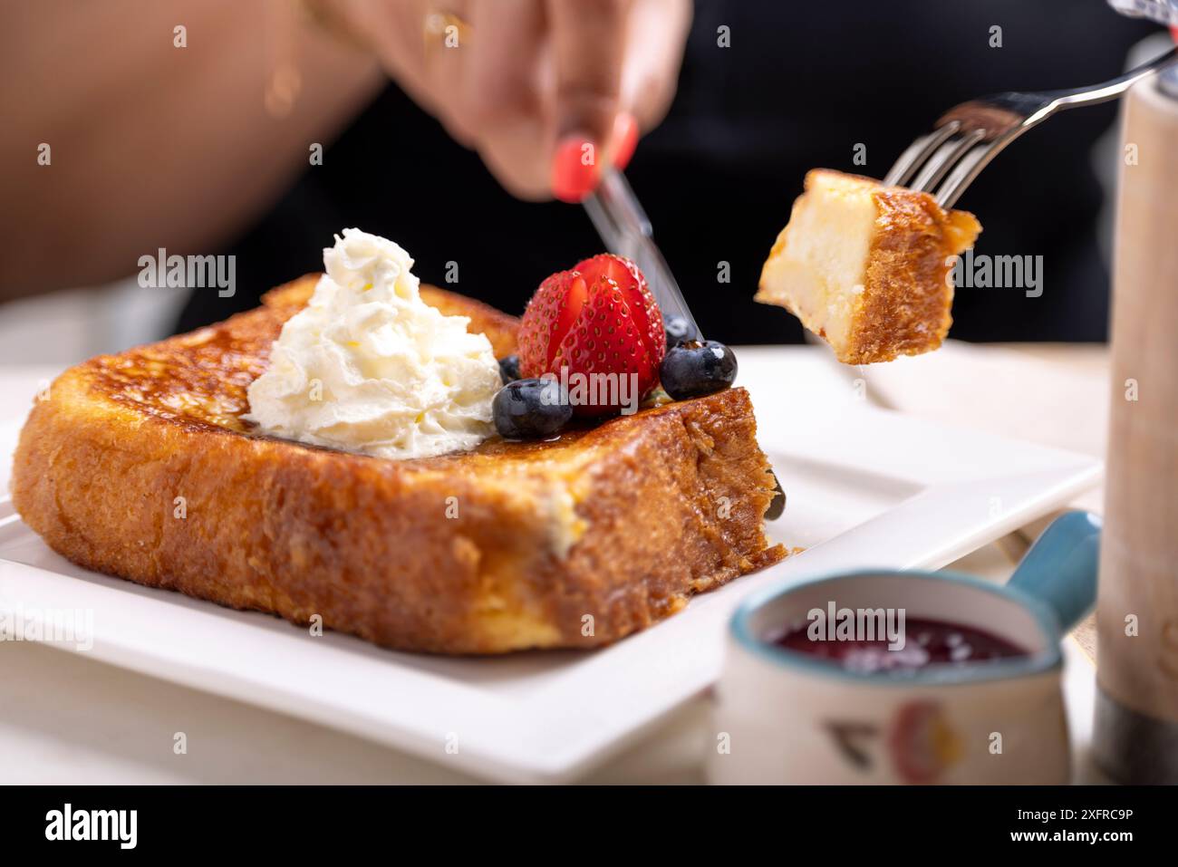 Laissez-vous tenter par le délice classique des toasts faits maison ...