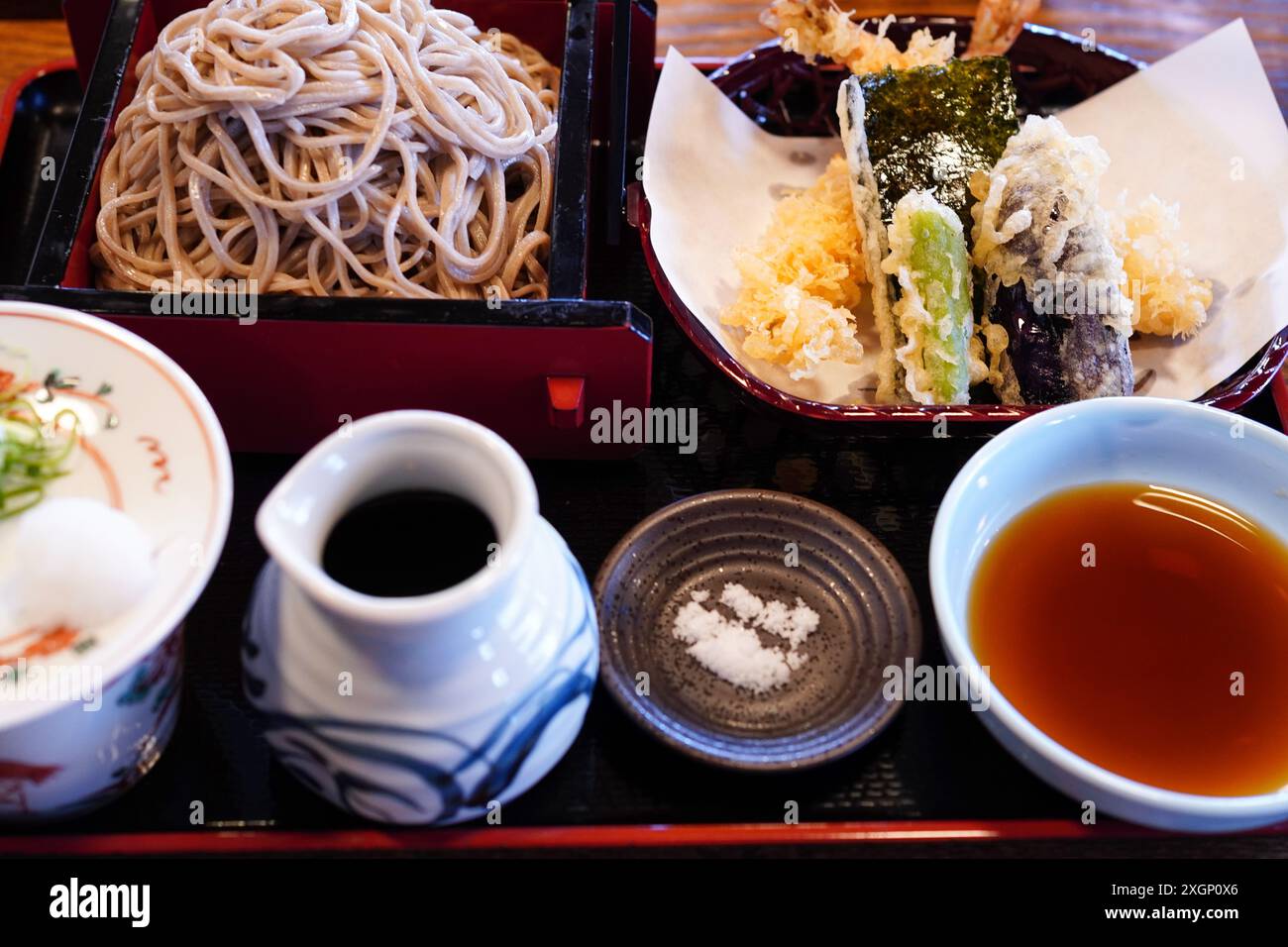 Tenzaru soba Banque de photographies et d’images à haute résolution - Alamy