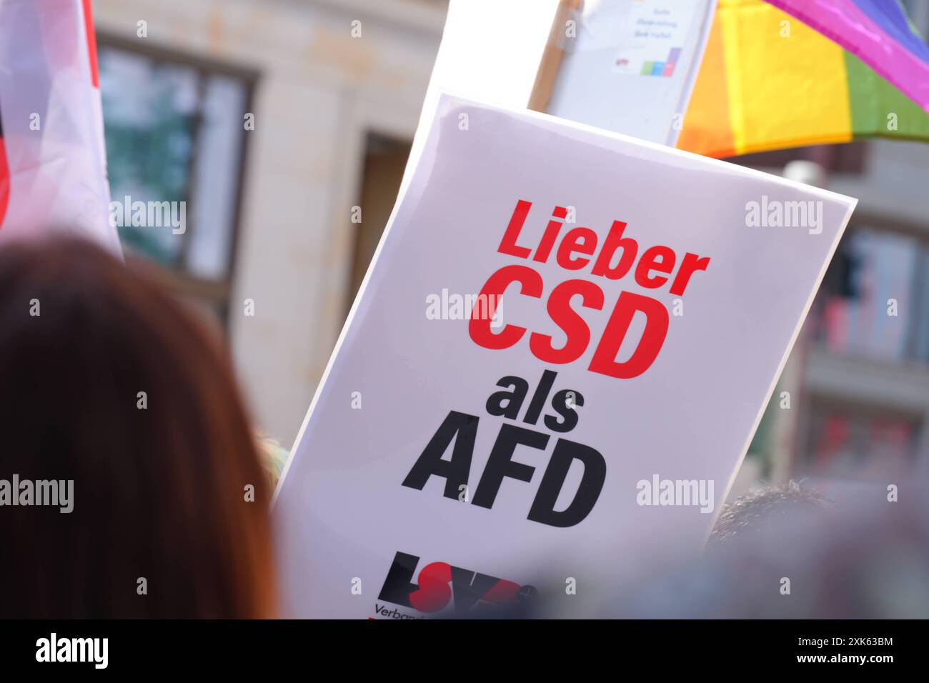 CSD und Cologne Pride in Koeln Plakate und Schilder von Teilnehmen ...