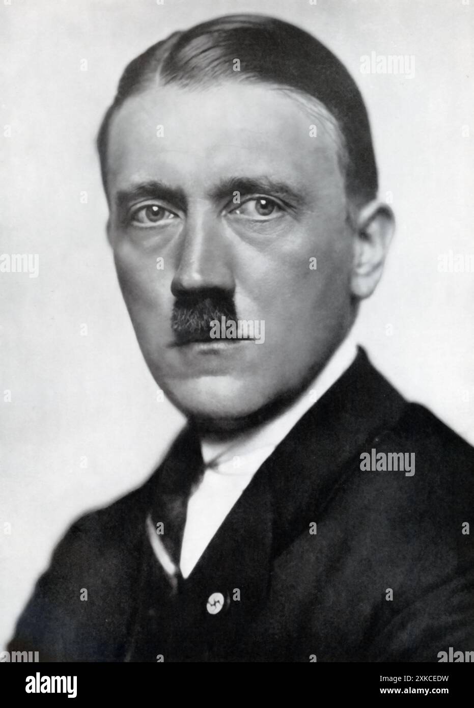 Une photographie d'Adolf Hitler en 1923, prise entre le rassemblement ...