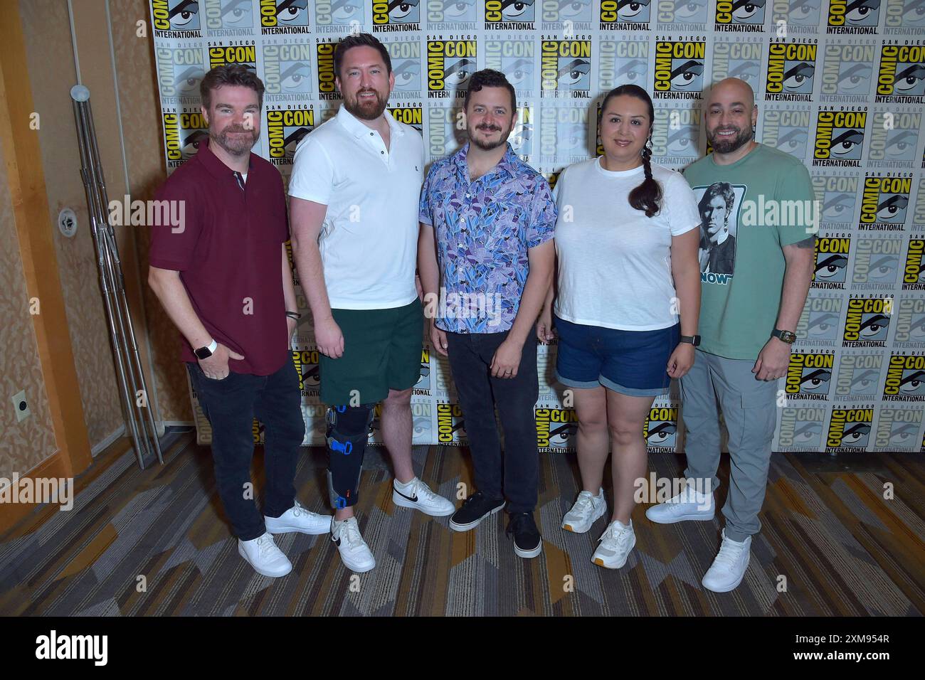 Ryan Parrott, Kyle Higgins, Gast, Melissa Flores und Brian Buccellato ...