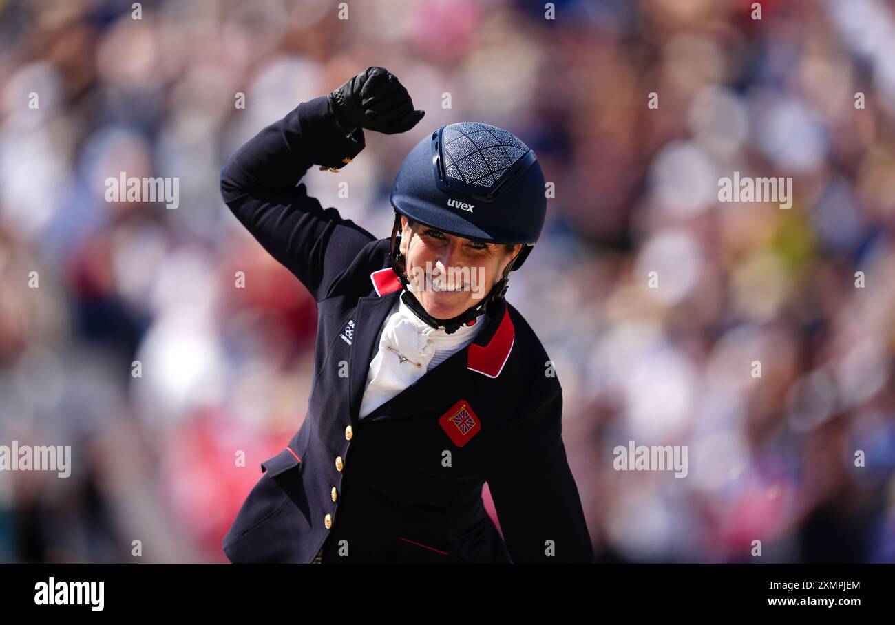 La Grande-Bretagne Laura Collett à bord de Londres 52 célèbre lors de ...