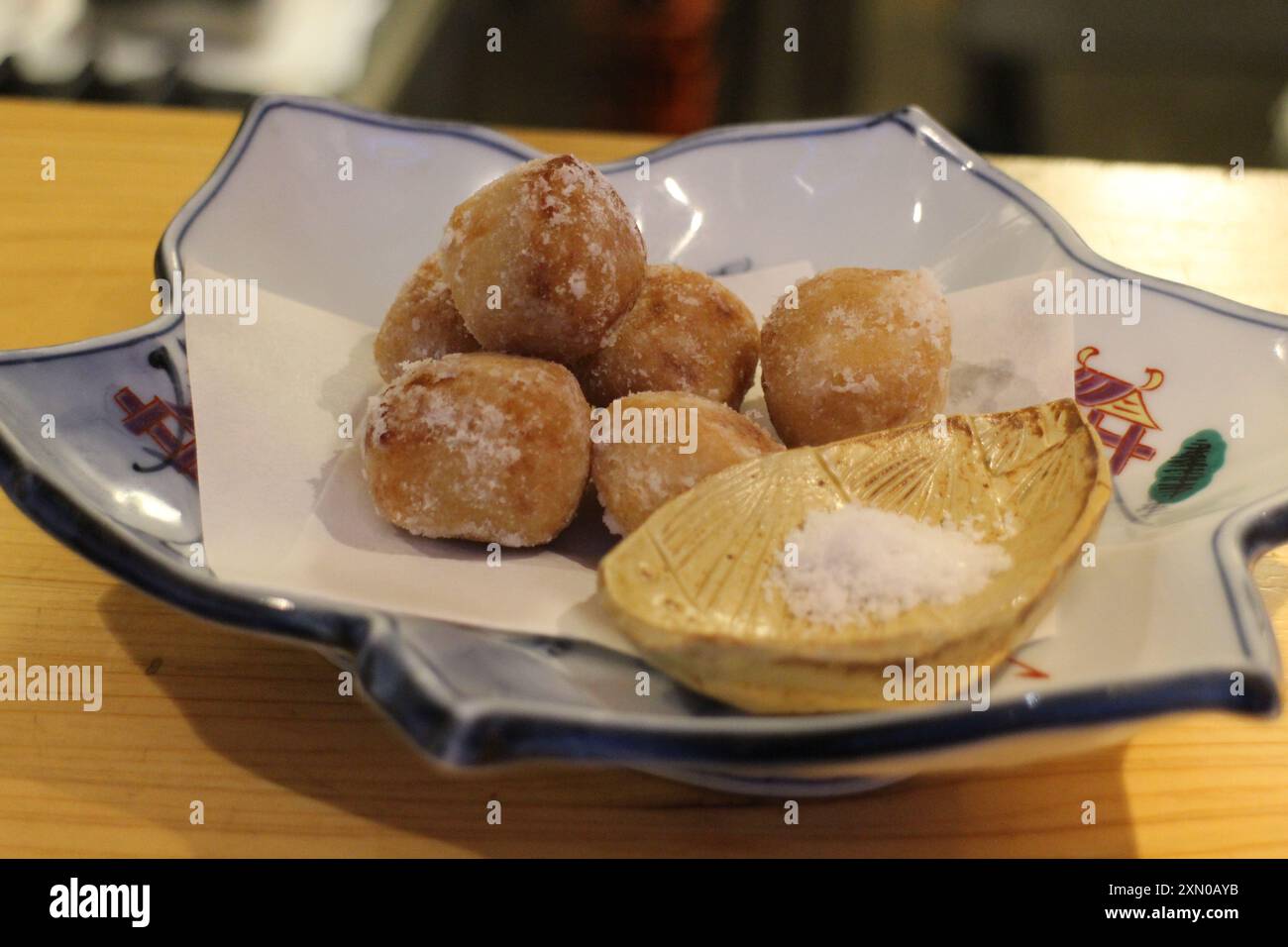 Taro frit Banque de photographies et d’images à haute résolution - Alamy