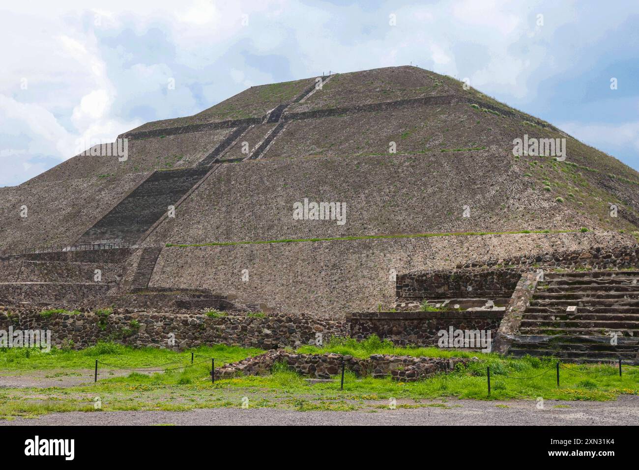 Pyramide du Soleil à San Juan Teotihuacan Mexique dans la zone ...