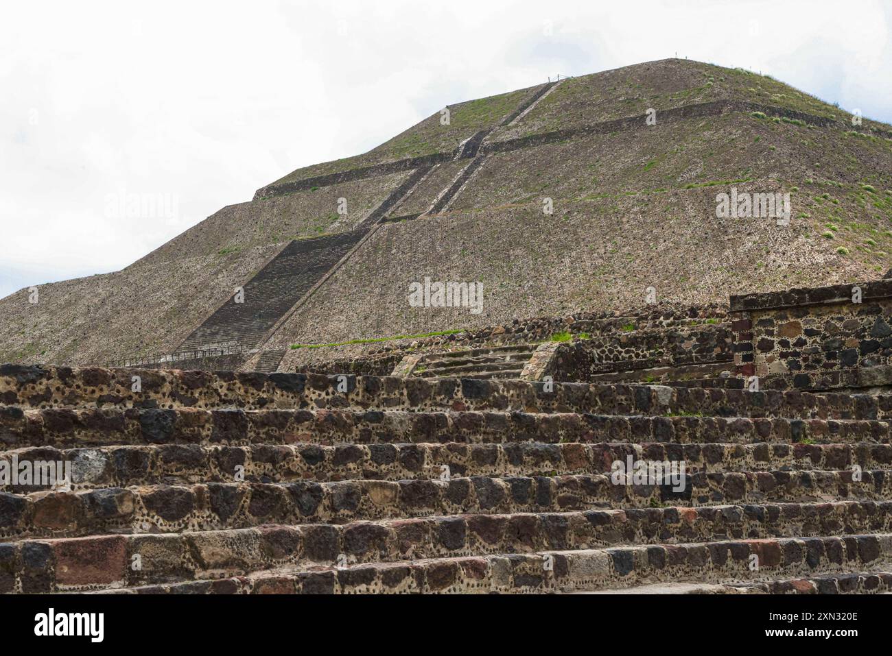Pyramide du Soleil à San Juan Teotihuacan Mexique dans la zone ...