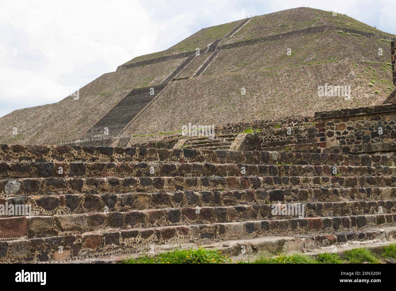 Pyramide du Soleil à San Juan Teotihuacan Mexique dans la zone ...