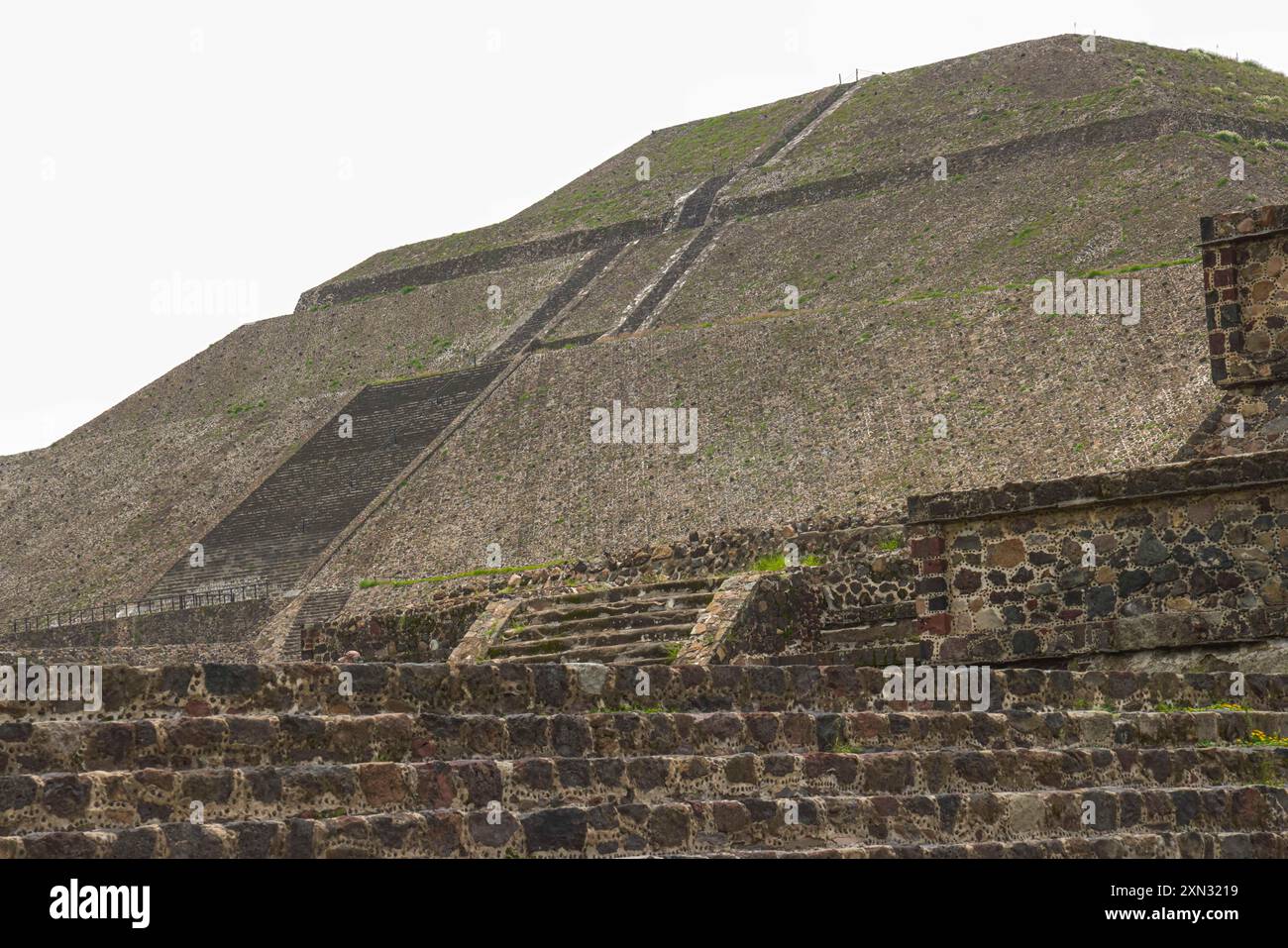 Pyramide du Soleil à San Juan Teotihuacan Mexique dans la zone ...
