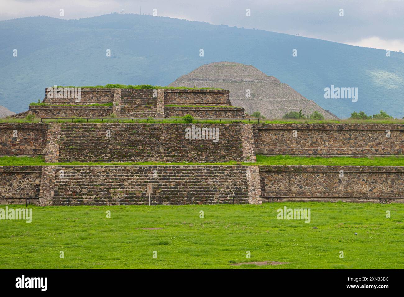 Pyramide du Soleil à San Juan Teotihuacan Mexique dans la zone ...