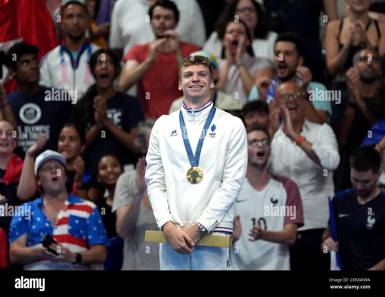 Le Français Leon Marchand après avoir remporté la finale masculine du ...