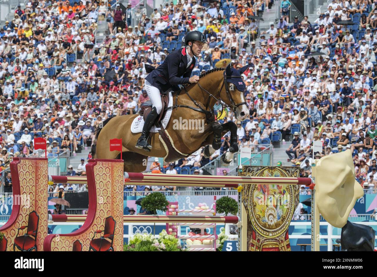 Scott BRASH Riding HELLO JEFFERSON, Equestre, Jumping Team qualificatif ...