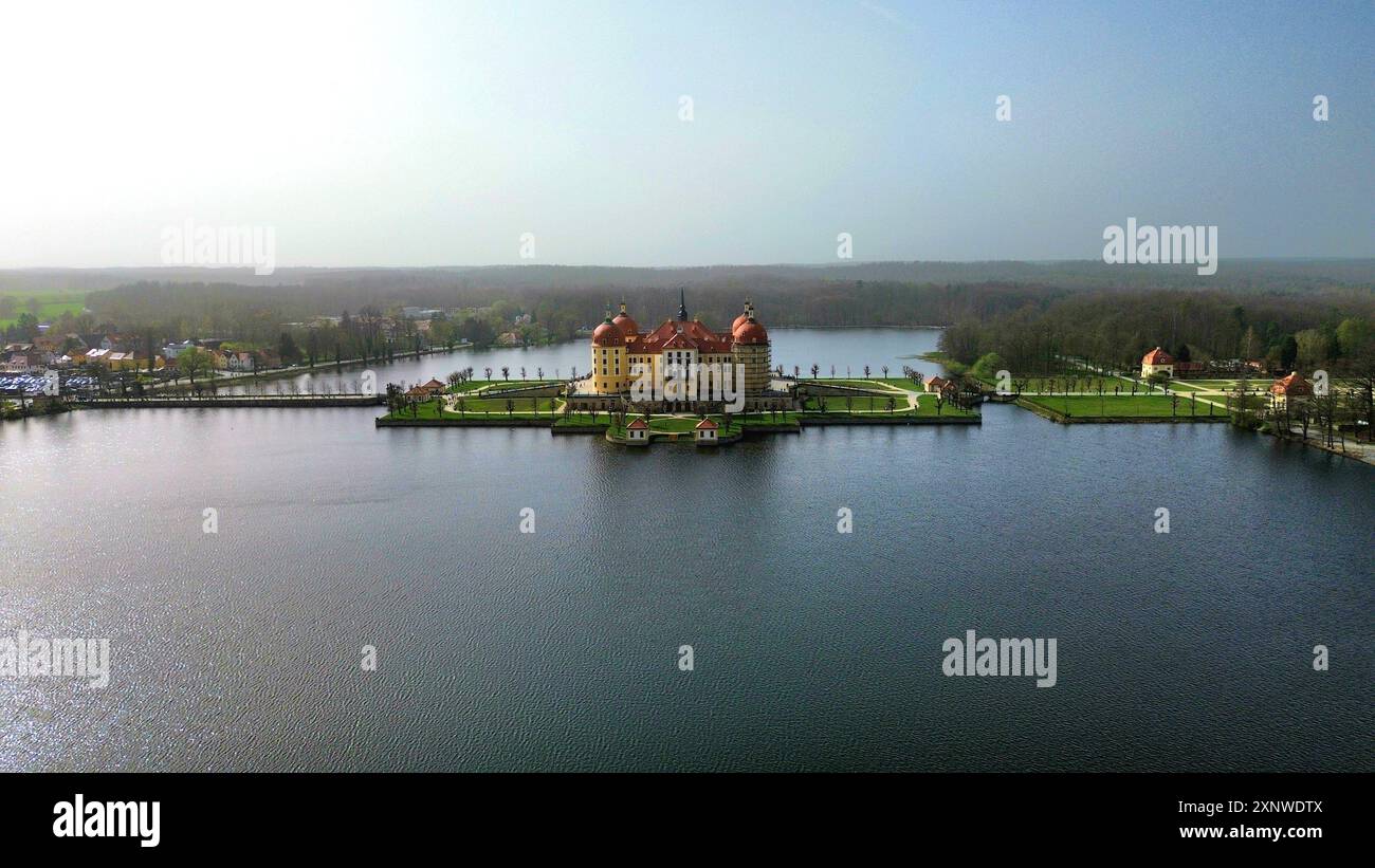 Schloss moritzburg castle Banque de photographies et d’images à haute résolution - Alamy