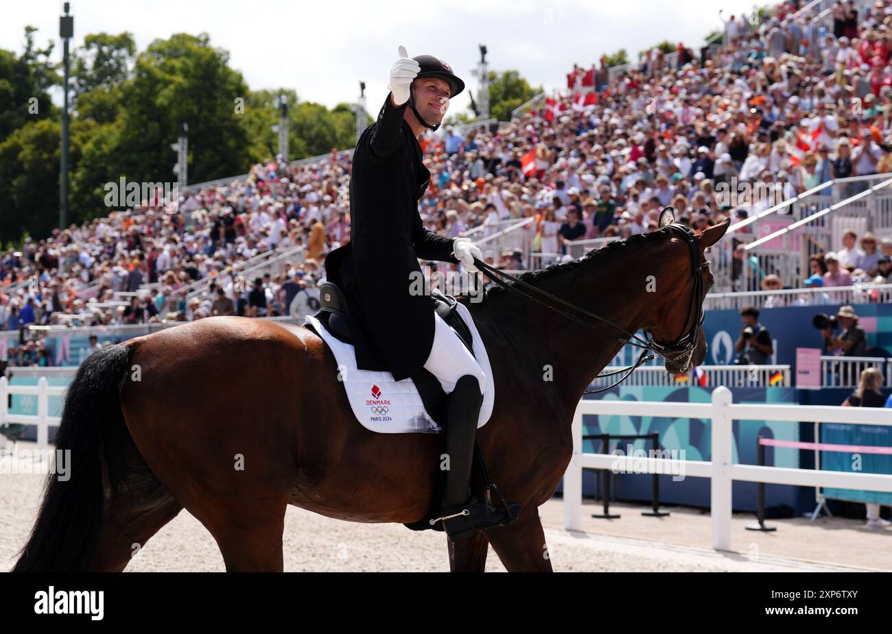 Le danois Andersen Daniel Bachmann à bord du Vayron lors du dressage ...