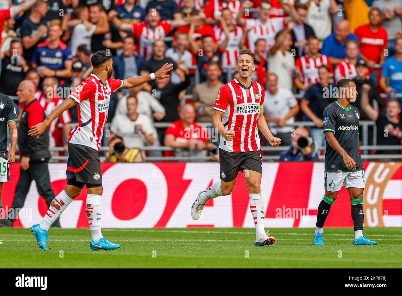 Johan cruijff schaal 2024 2025 Banque de photographies et d’images à haute résolution - Alamy