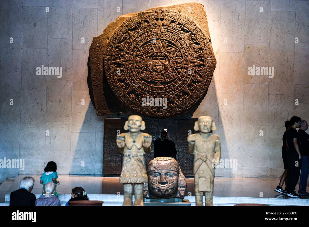 Calendrier aztèque ou la Piedra del sol, au Musée National d ...