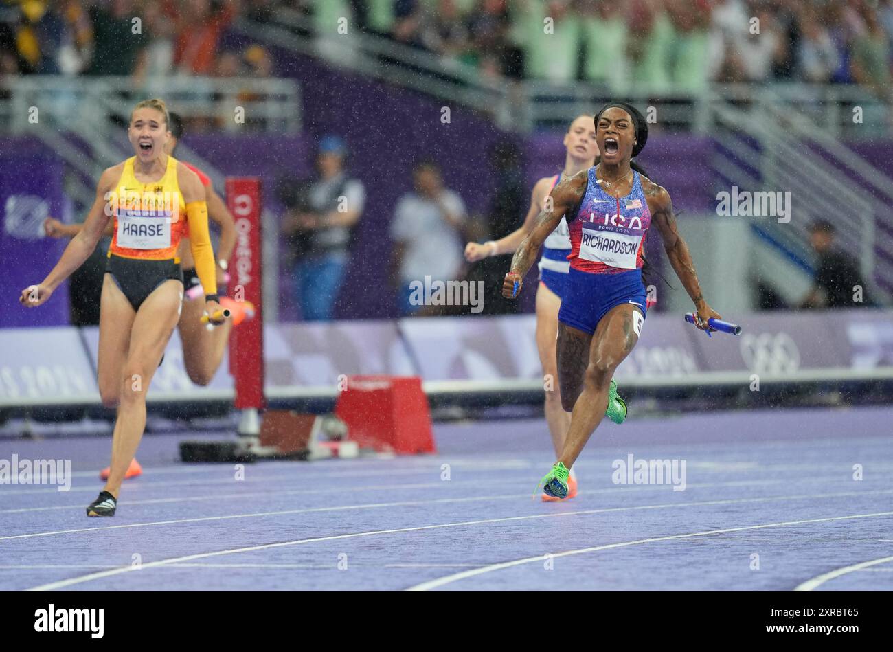 Paris, France. 09 août 2024. Sha'carri Richardson, américain, franchit la ligne d'arrivée alors ...
