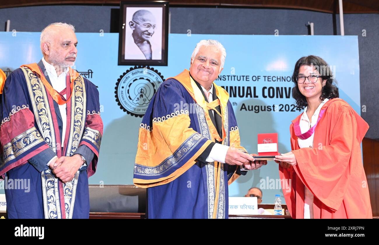 NEW DELHI, INDE - 10 AOÛT : les étudiants nouvellement diplômés de l ...