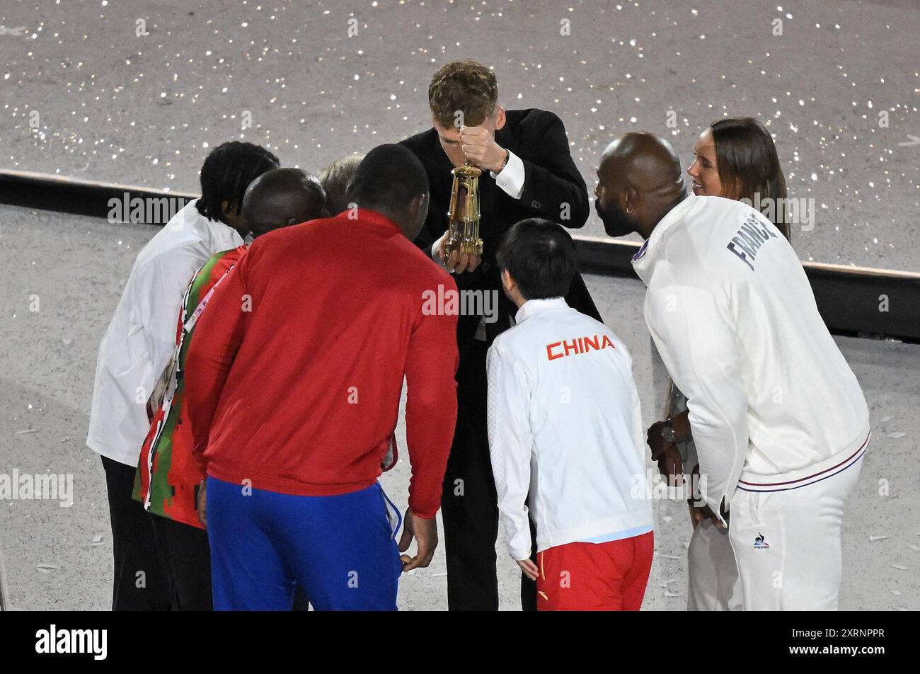 Paris, France. 12 août 2024. Mijain Lopez Nunez de Cuba, Eliud Kipchoge du Kenya, Djankeu Ngamba ...